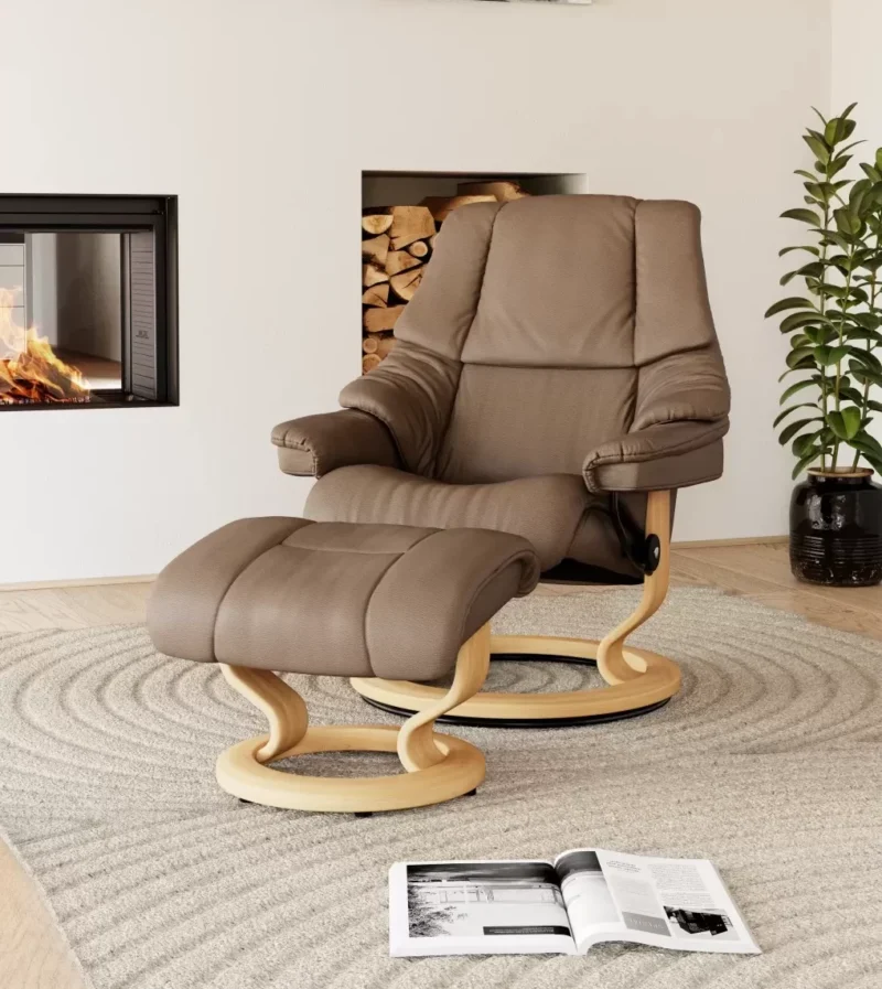 Stressless Reno Recliner Classic Base with Footstool | Easyliving