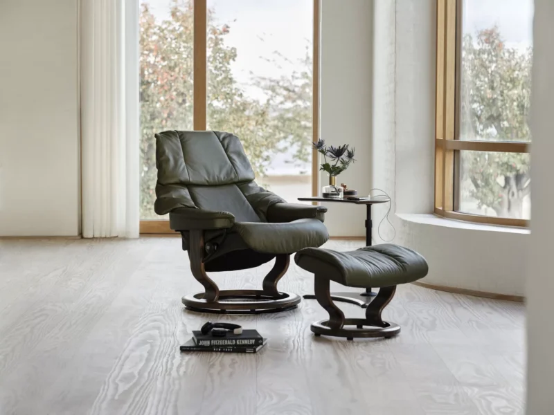 Stressless Reno Recliner Classic Base with Footstool | Easyliving