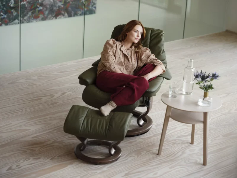 Stressless Reno Recliner Classic Base with Footstool | Easyliving