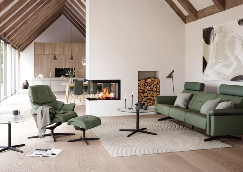 Stressless Reno Recliner Classic Base with Footstool | Easyliving